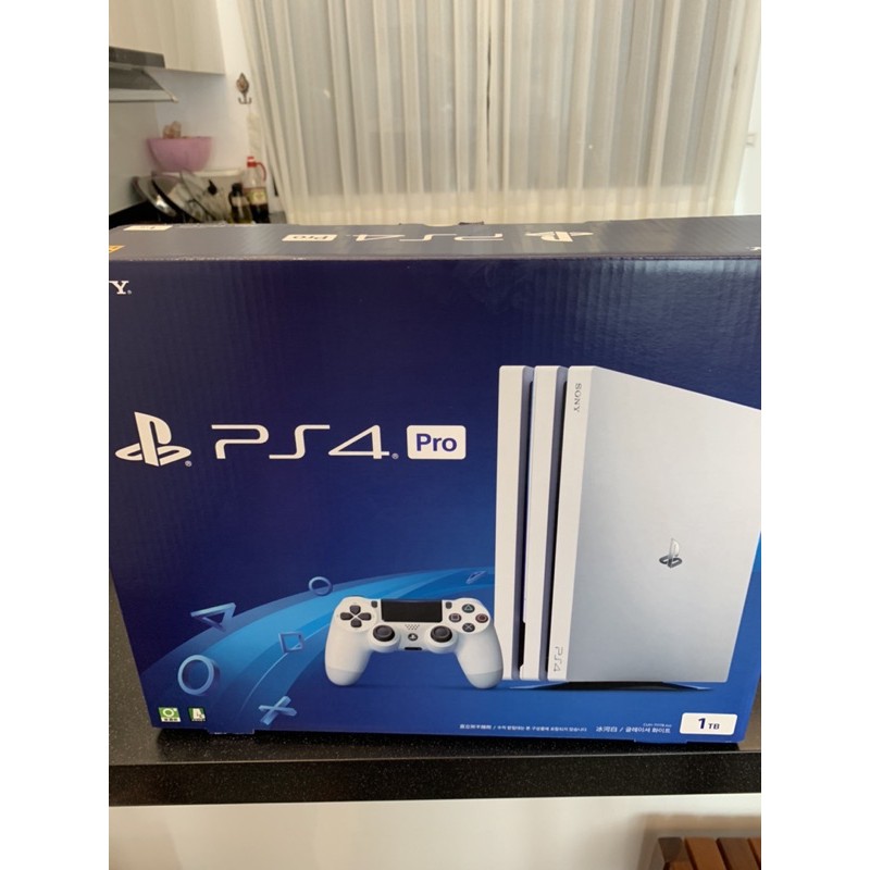 （3c專屬）ps4 pro冰河白2018年購入 只玩不到十次 第一手 | 蝦皮購物