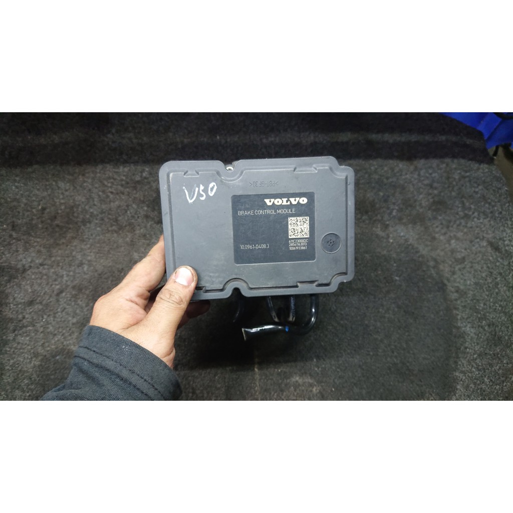 包料王 2011年 VOLVO V50 D4 全車拆賣 零件拆賣 原廠ABS電腦 ABS PUMP | 蝦皮購物