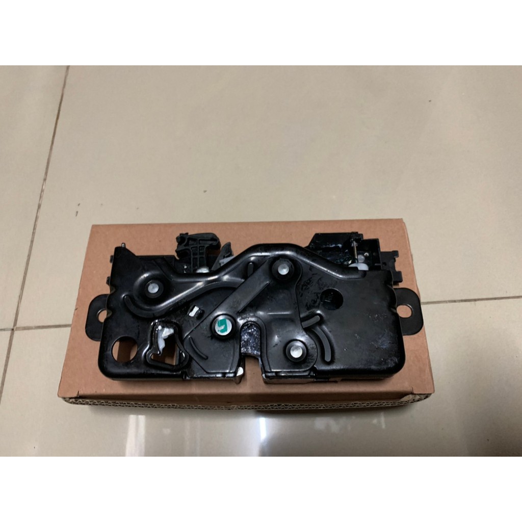 BMW F40 F48 G01 G02 G05 G07 G21 G31後廂蓋六角鎖51247357112 | 蝦皮購物