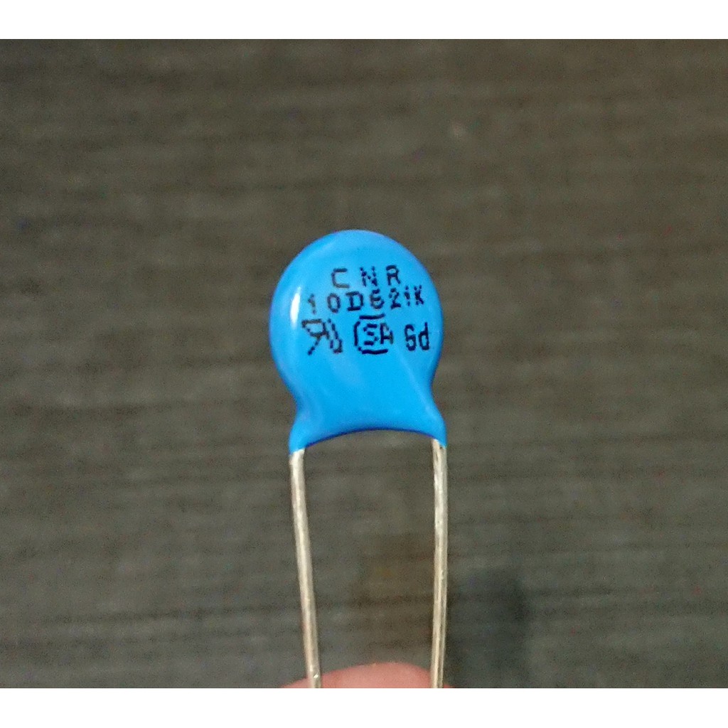 突波吸收器 Varistor CNR-10D621K 突波吸收器 壓敏電阻 MOV 現貨500PCS 100PCS | 蝦皮購物