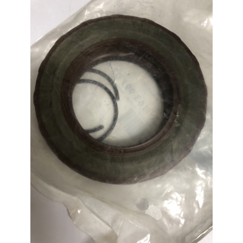 BENZ 1639970246 後差速器側油封 W163 | 蝦皮購物