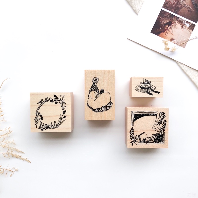 日本 Monokoto store x[岡嶋晶子]草花と鳥 帽子 印章 日本印章 手帳印章 手帳素材 人物印章 之然 | 蝦皮購物