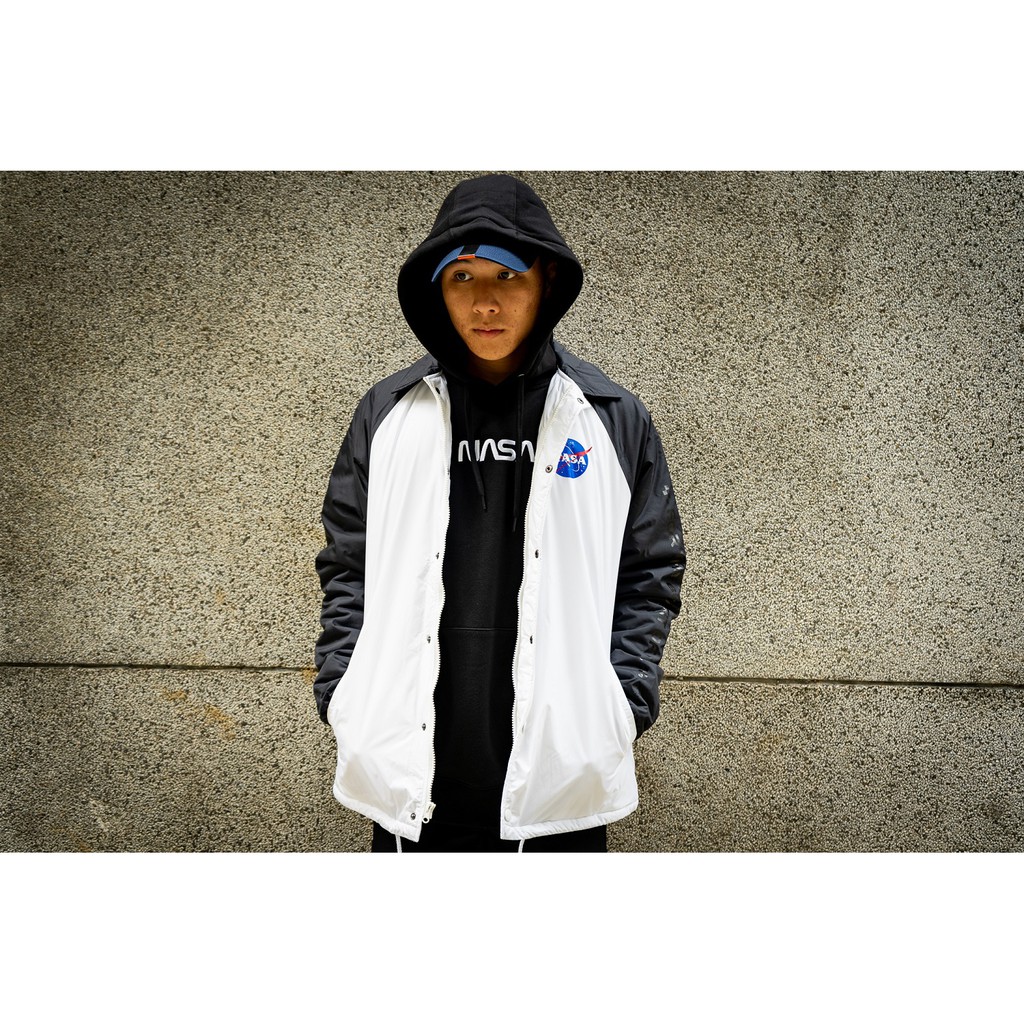 【A-KAY0】VANS X NASA COACH JACKET 尼龍 教練外套 白黑 【VN0A3HXZWUZ】 | 蝦皮購物