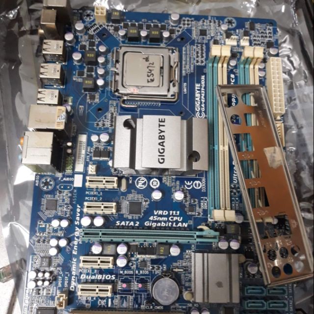 技嘉 GA-EP32T-UD2H+Xeon E5472 四核心伺服器級處理器 | 蝦皮購物