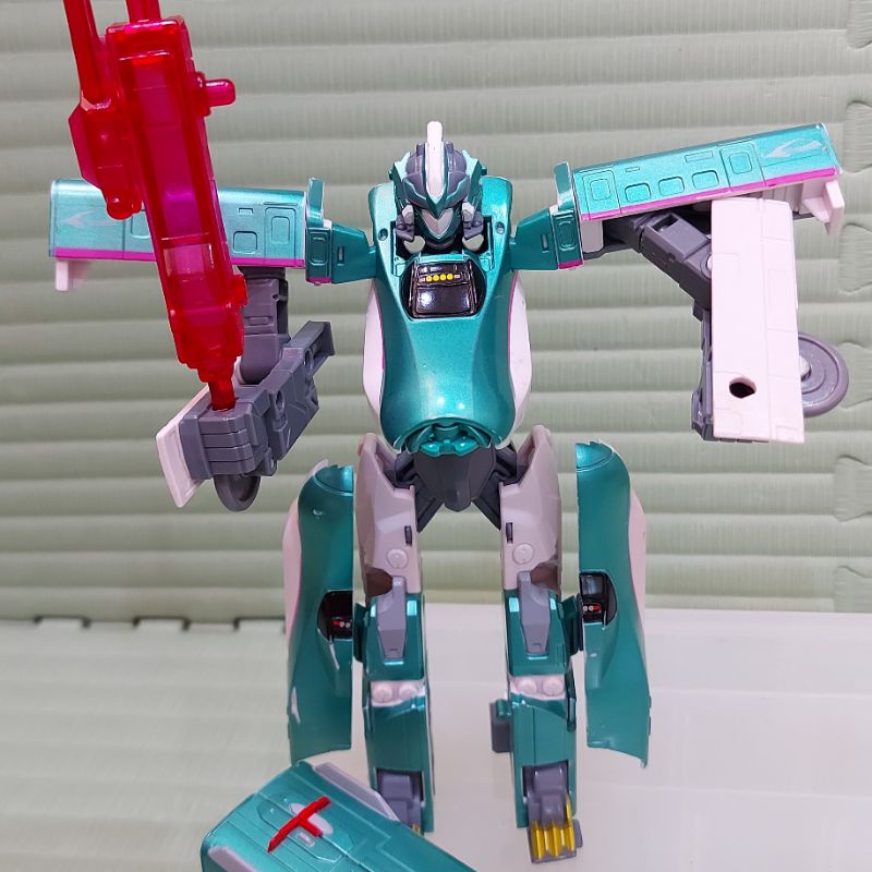 PLARAIL 新幹線變形機器人 DXS01 E5 隼號 綠色 DXS02 E6 小町號 紅色 新幹線機器人 | 蝦皮購物