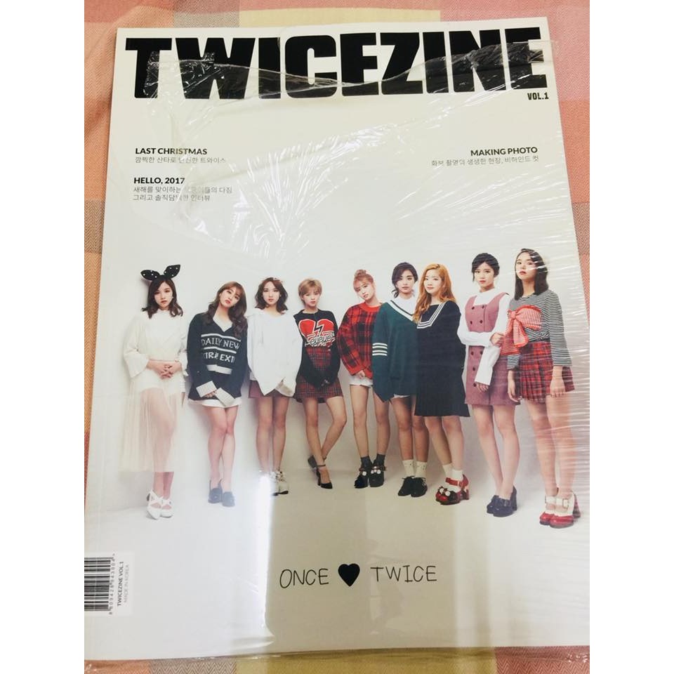 TWICE 官方雜誌 TWICEZINE | 蝦皮購物