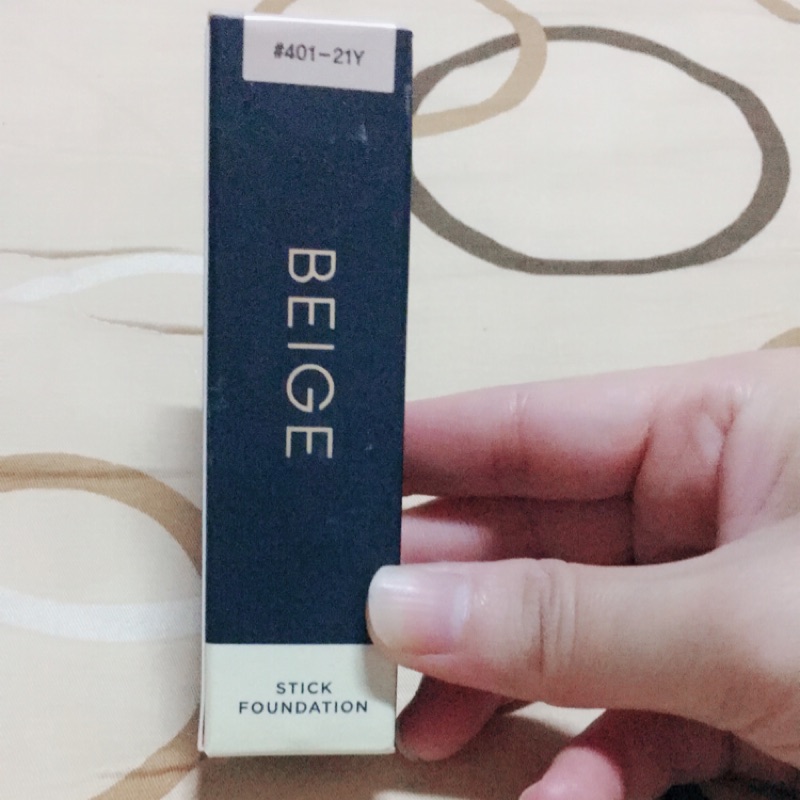 BEIGE CHUU Stick Foundation 女神肌無瑕光澤粉底棒（21Y) | 蝦皮購物