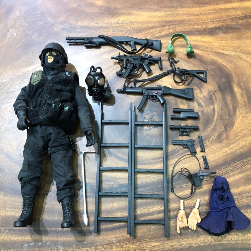 Medicom Toy 12" 1/6 RAH Real Action Heroes SAS | 蝦皮購物