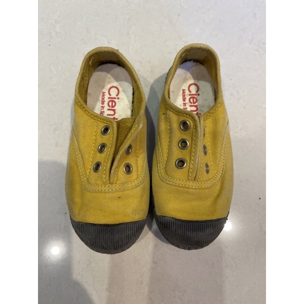 《二手童鞋》CIENTA 西班牙帆布鞋 香香鞋 黑底洗舊芥黃色 25號（15cm) | 蝦皮購物