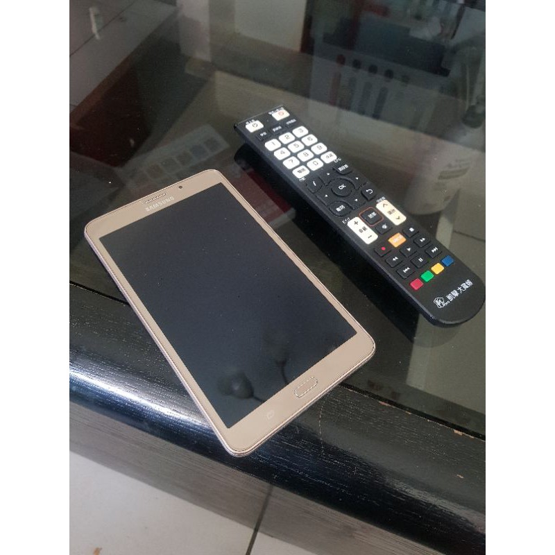 Samsung Galaxy Tab J 7.0 T285YD 金 8G 狀況新二手 7吋 平板 | 蝦皮購物