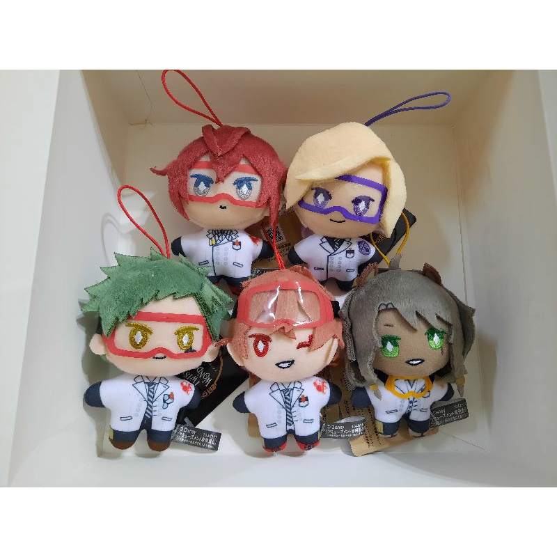 扭曲仙境 SEGA 11cm實驗服娃(Ace/Trey/Riddle/Vil/Leona | 蝦皮購物