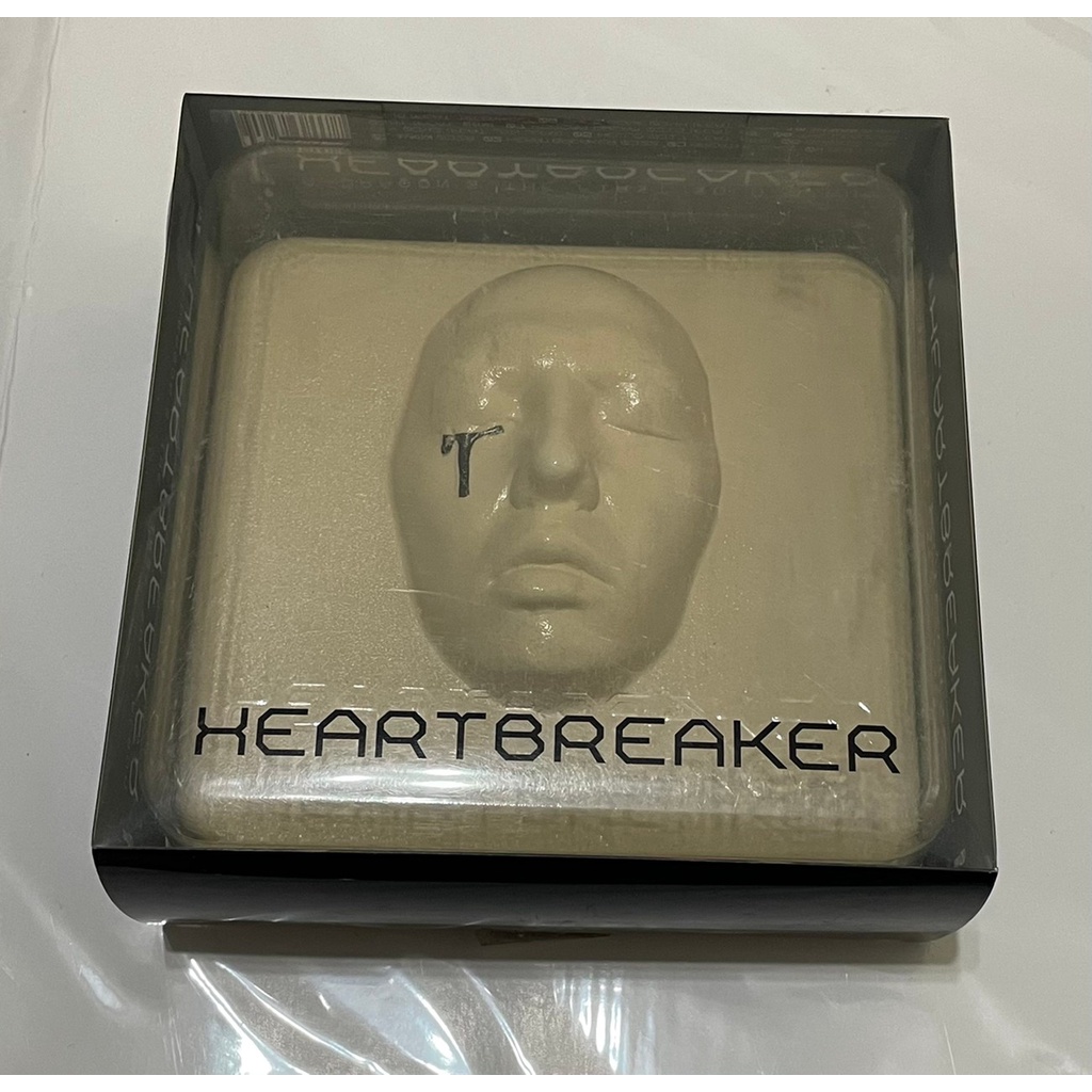 （已預定）G-DRAGON’S THE FIRST SOLO ALBUM - HEARTBREAKER GD | 蝦皮購物