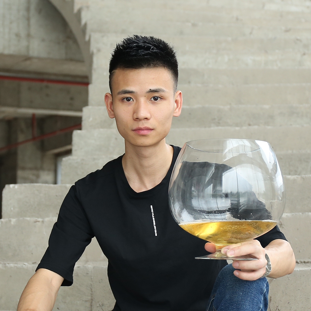 （24h出货）3L超級大號的玻璃杯子 2000ML婚禮敲敲杯 超大啤酒杯 特大紅酒杯 巨大容量高脚杯 二公进敬酒杯 礼物 | 蝦皮購物