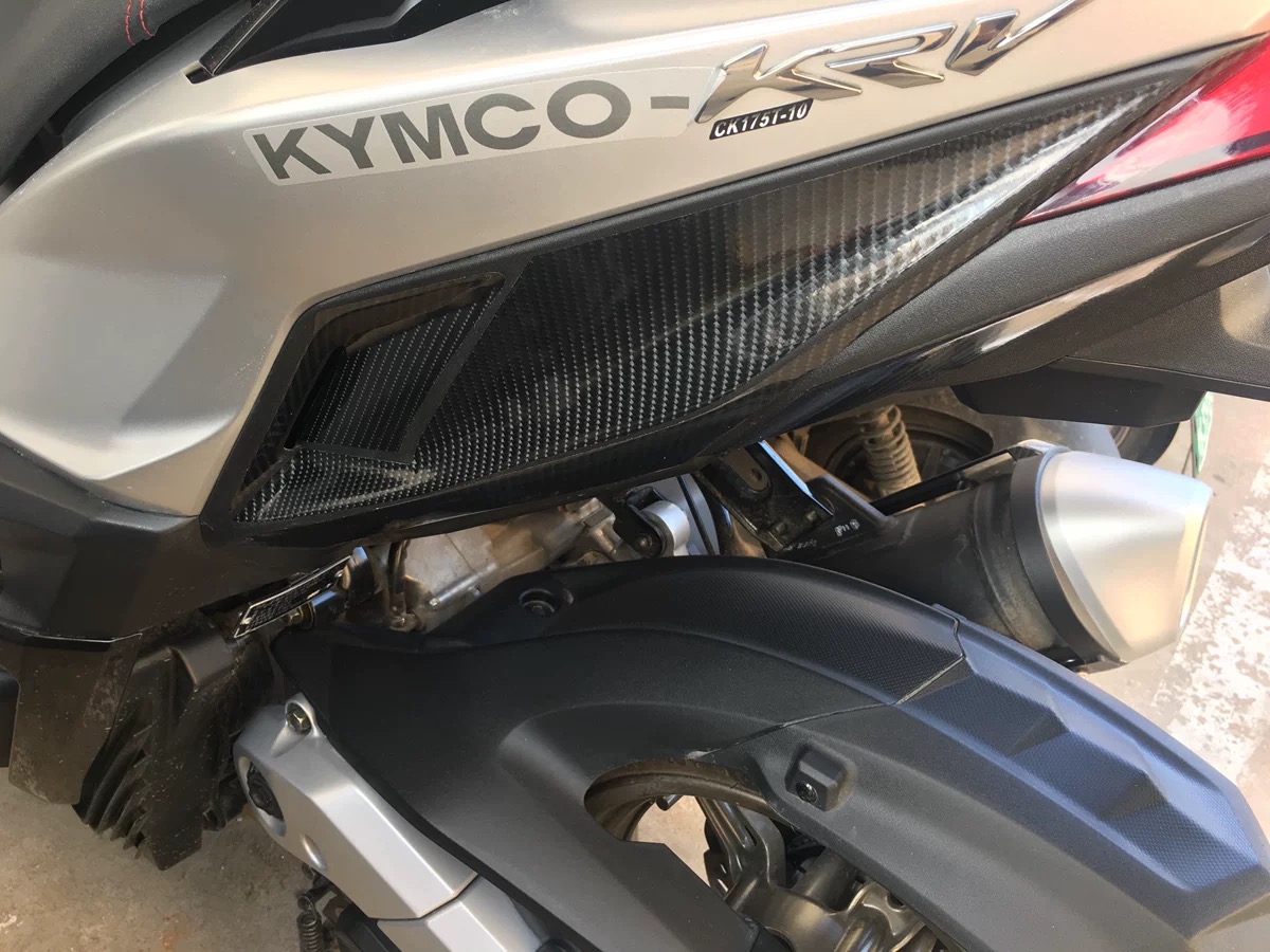 適用於KYMCO光陽 KRV180通用 羅馬Roma GT 卡夢碳纖維貼紙 全套改裝保護貼膜 5D裝飾防刮防水耐磨貼 | 蝦皮購物