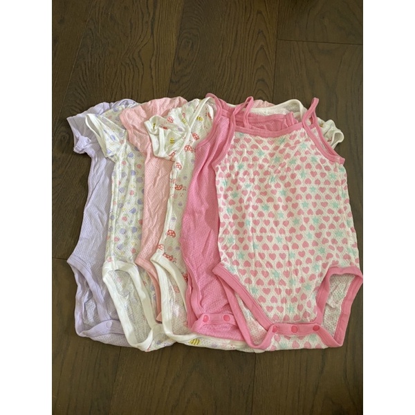 Uniqlo lativ夏日涼感洞洞包屁衣80cm | 蝦皮購物