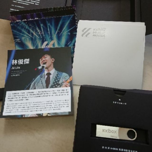 12th KKBOX usb隨身碟 32G 送明星小卡 | 蝦皮購物