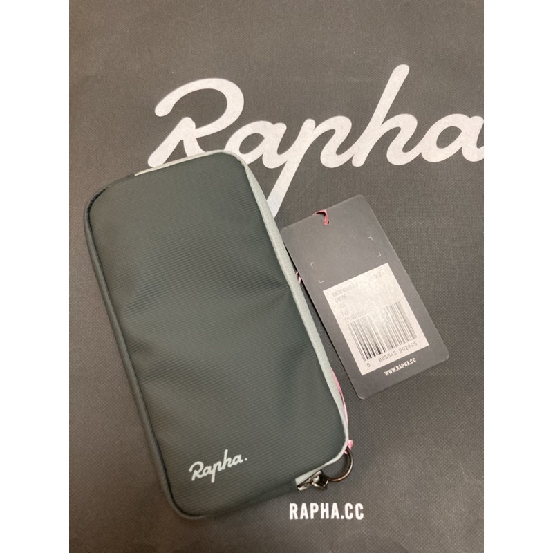 （加大款 ）RAPHA RAINPROOF ESSENTIALS CASE-large 墨綠色 | 蝦皮購物