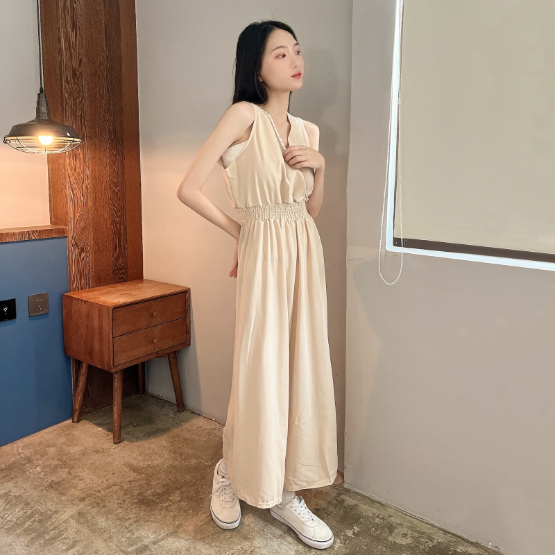 V領美背連身長褲【819 】Sandy33女裝批發春夏新款韓系INS修身顯瘦氣質露腰無袖連身褲 V領連身褲 連身長褲 | 蝦皮購物