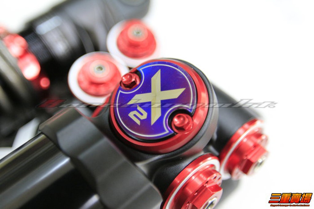 三重賣場 X2 專用 鈦合金貼片 Logo 燒鈦 標誌 X2E ST X2 RT 電子式 機械式 後避震器 非貼紙 鯊魚 | 蝦皮購物