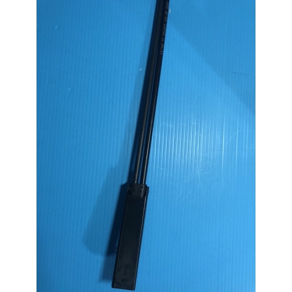 BMW 51237060552 引擎蓋拉線(前段) E90/-06.6 | 蝦皮購物