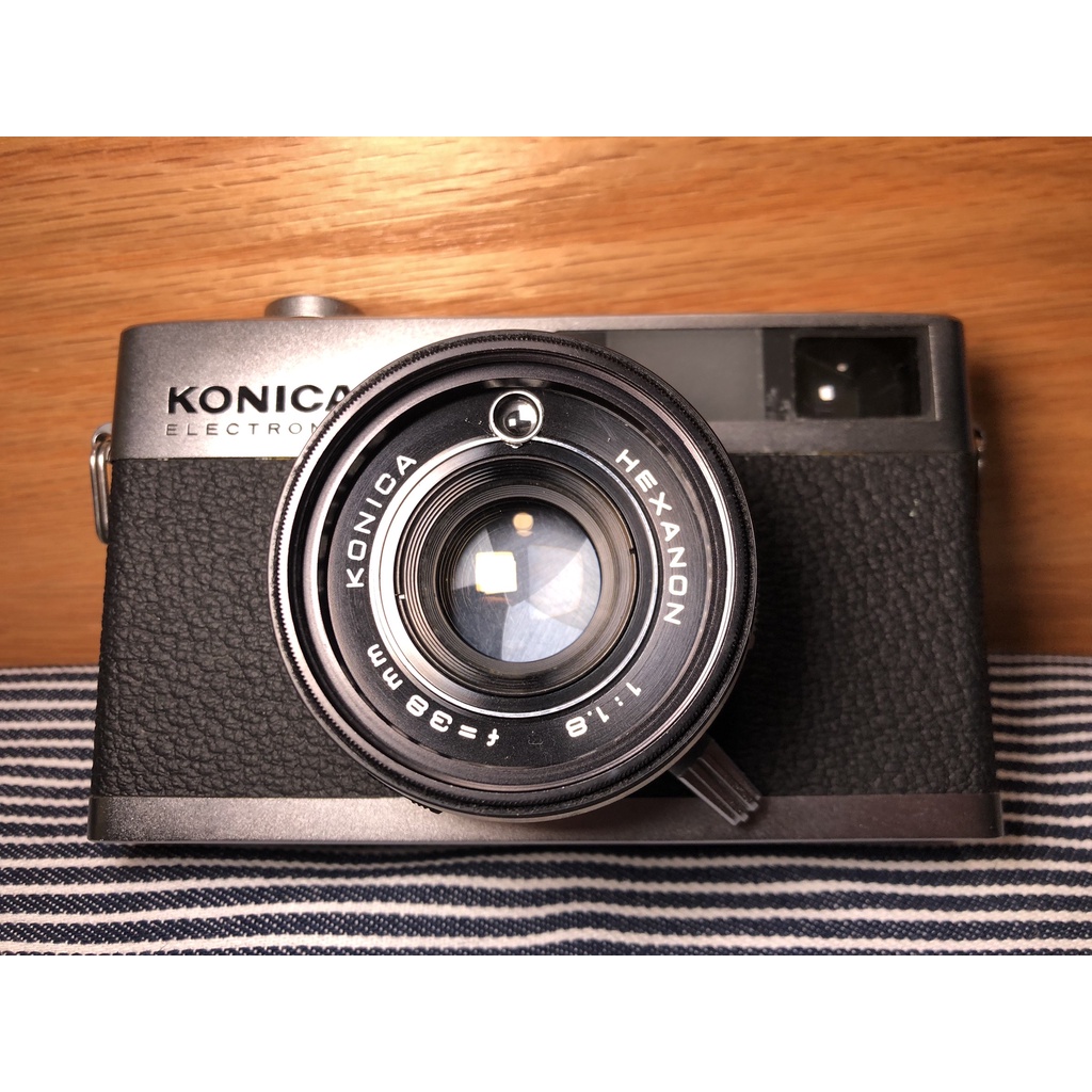 Konica Auto SE 大光圈 底片 相機 定焦 旁軸 古董 店內擺飾 道具 瑕疵機 請看說明 含運 | 蝦皮購物