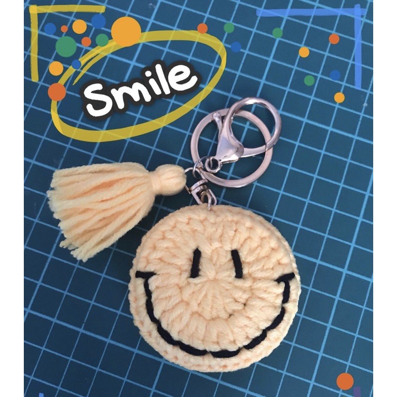 Mei•handmade純手工鉤織獨一無二微笑鑰匙圈 | 蝦皮購物
