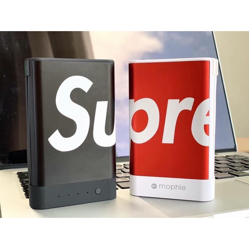 【Reallife】現貨 SUPREME MOPHIE®️ENCORE PLUS 10K Charger Red | 蝦皮購物