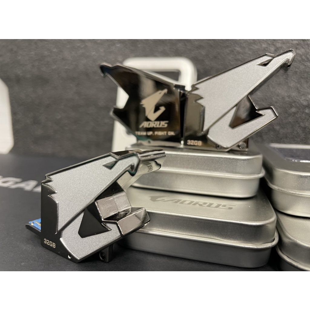 現貨 技嘉 GIGABYTE AORUS 電競 32G 隨身碟 USB 造型隨身碟 | 蝦皮購物
