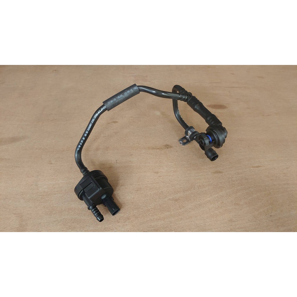 『海威車品』德國原廠 TT 8J 活性碳罐電磁閥含3叉管 06J133781CE | 蝦皮購物