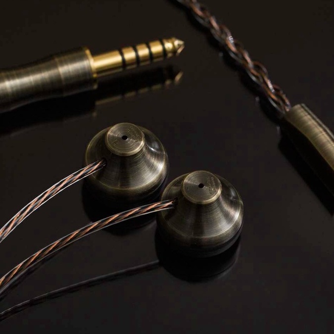 Cross Lambda Audio The Brass 平頭塞 公司貨 等級6 高解析人聲塞 鍍鈦振膜 耳塞式耳機 | 蝦皮購物