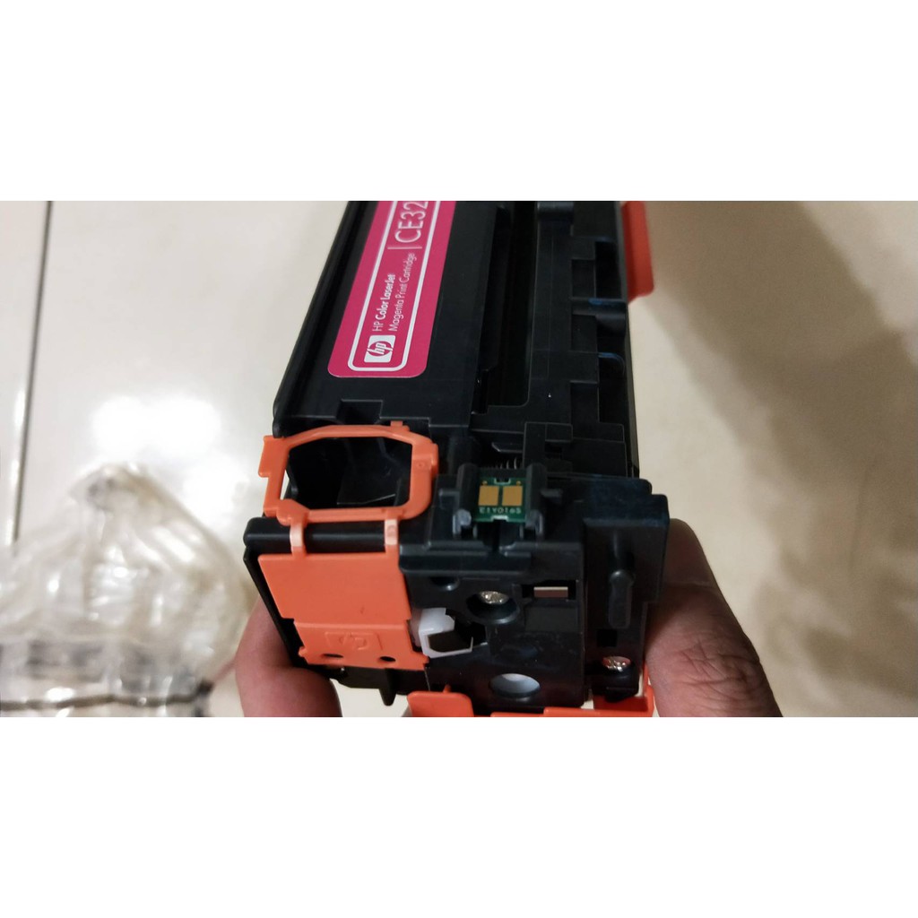 [台灣耗材]HP CP1525NW/CM1415FNW 裸裝原廠碳粉匣 CE323A 323A | 蝦皮購物