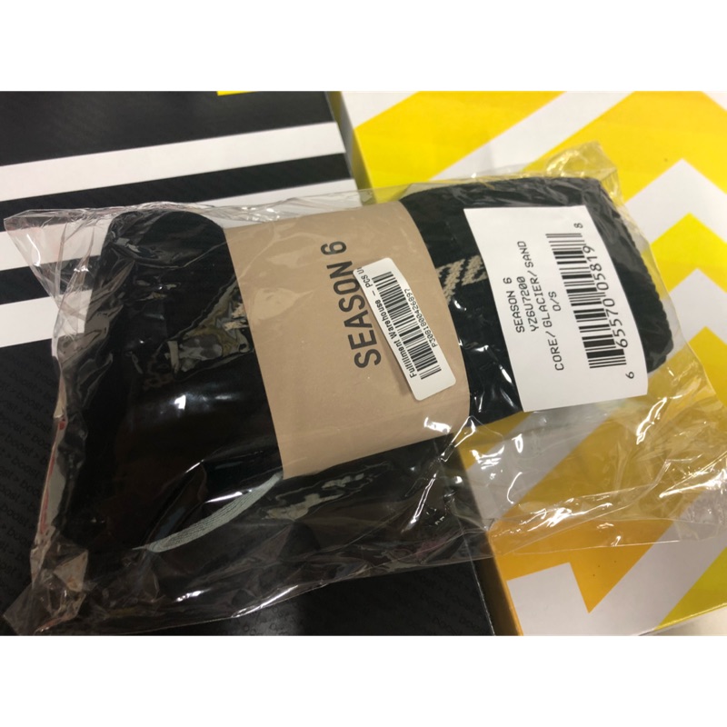 全新 YEEZY CALABASAS SOCKS 3色一組 下標 | 蝦皮購物