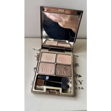 狂購～3/18前限時8折‼️ 日本帶回 LUNASOL beige beige 限量包裝 二手 四色眼影 大地色 | 蝦皮購物