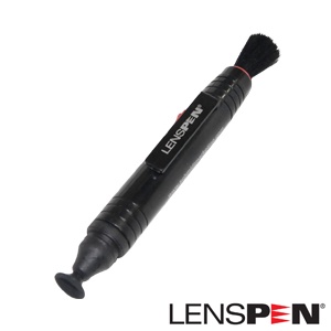 LENSPEN LP-1 碳微粒拭鏡筆 光學專用拭鏡筆(公司貨) 黑色專利碳化合物清潔頭 羊毛刷頭可清除砂塵 保護鏡頭 | 蝦皮購物