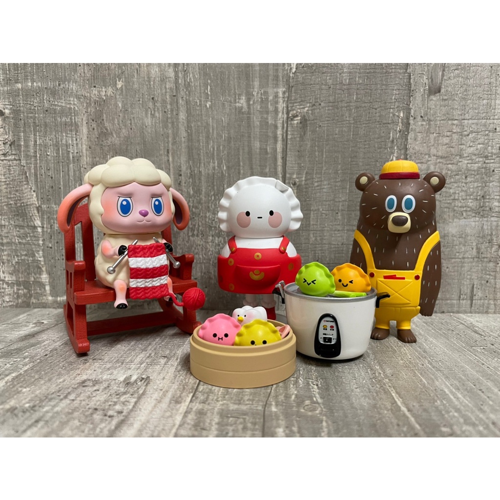 PopMart 泡泡瑪特 Labubu 精靈動物 虎躍新春 綿羊 BG熊 大同電鍋 水餃 | 蝦皮購物