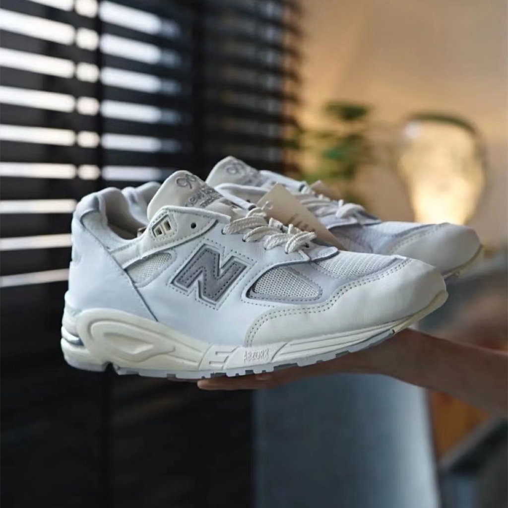 New Balance 990v2"Sea Salt"休閒跑步鞋 運動鞋慢跑鞋 奶白色 海鹽 老爹鞋M990TC2情侶鞋 | 蝦皮購物
