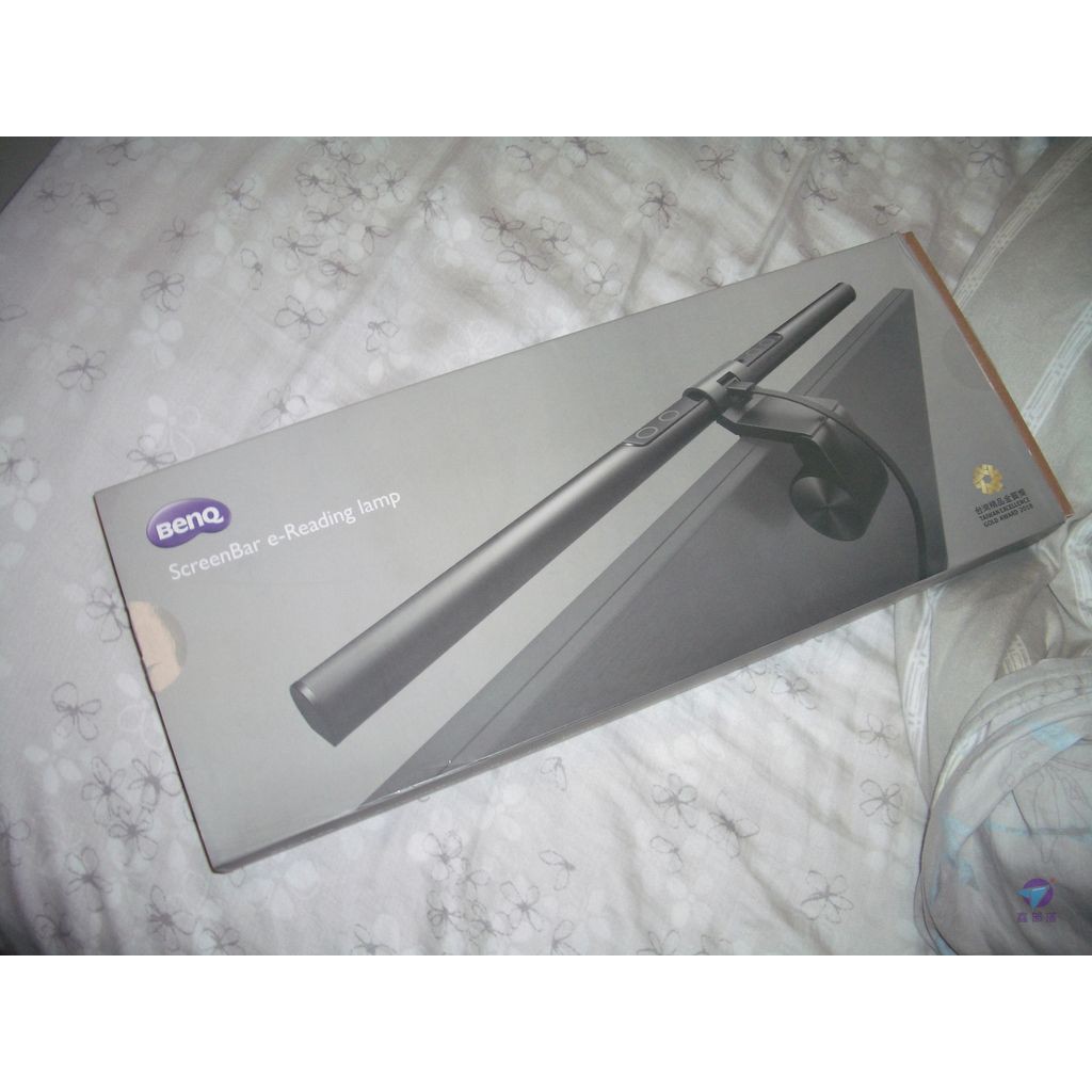 BenQ ScreenBar e-Reading lamp 螢幕智能掛燈 開箱品釋出 | 蝦皮購物
