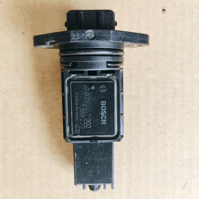 VOLVO 富豪 850/855/C70/S70/V70 BOSCH MAF 流量計 0280217002/136620 | 蝦皮購物