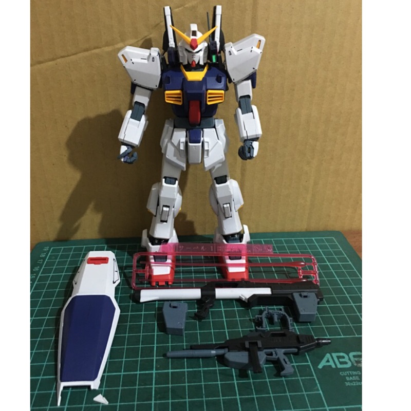 萬代 MG 1/100 MK II RX-178 白馬克 II 已組 殺肉 | 蝦皮購物