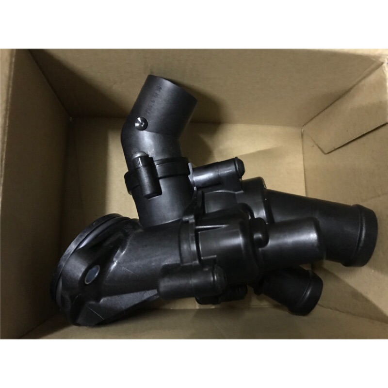 《歐馬國際》03L121111AF T5 2.0TDI 節溫器 水龜 總成 德國原廠 | 蝦皮購物
