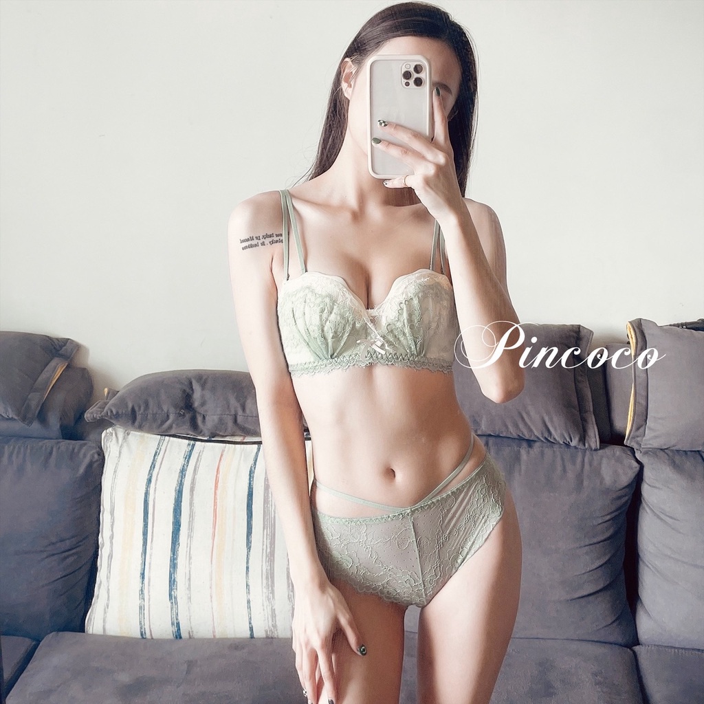 Pincoco 台灣出貨 現貨 罩杯激升款，宮廷小胸女孩必買1/2杯無鋼圈內衣+內褲組 BAT019F | 蝦皮購物