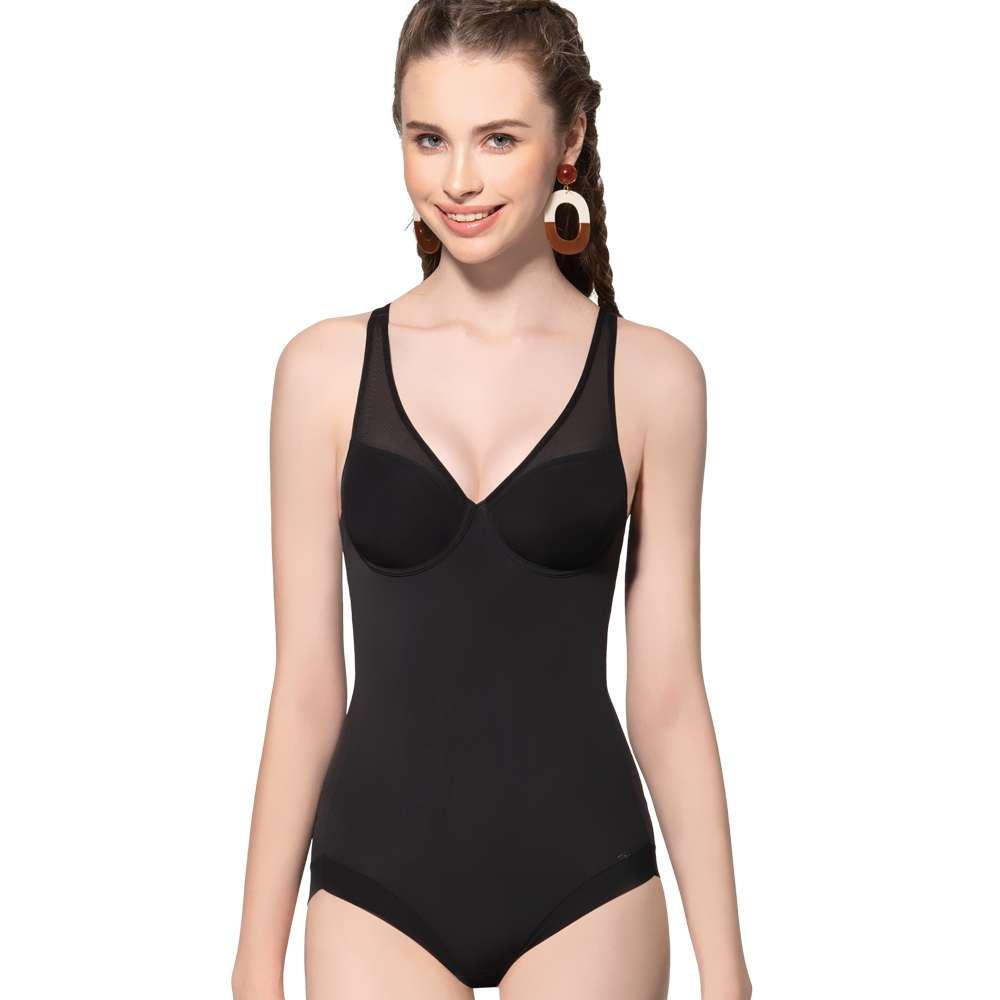 SWEAR 思薇爾 Simple sexy系列M-XL素面無痕三角連身內衣(黑色) | 蝦皮購物