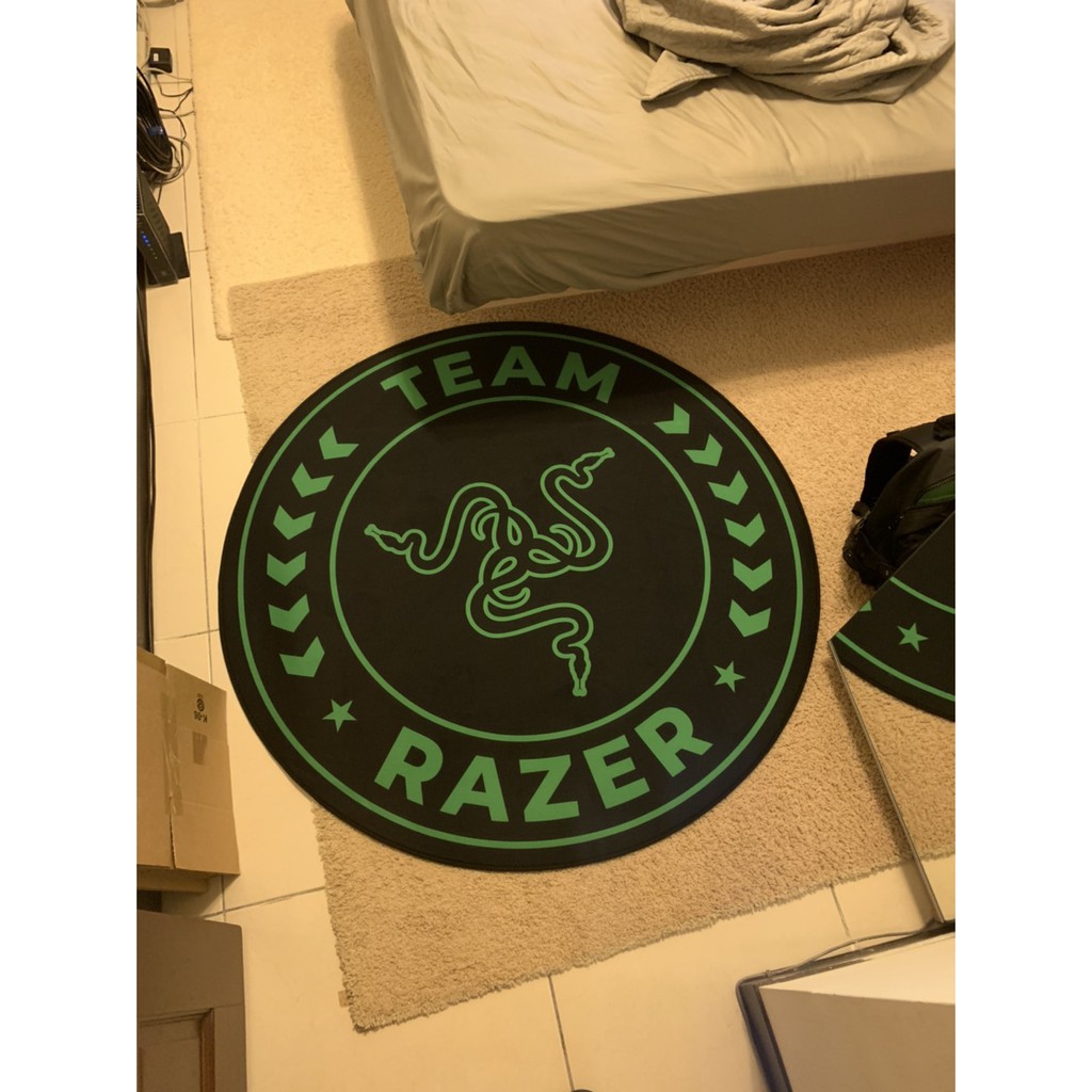 Razer purchase Team Razer Floor