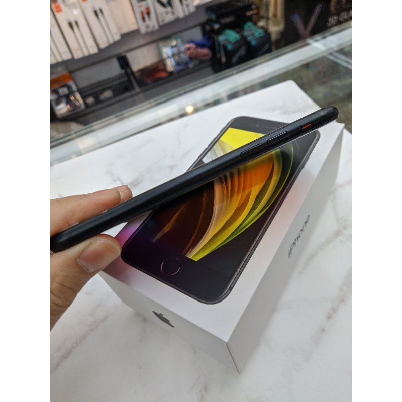 [半價王]iphone se 極新 128g黑色 原廠保固中 | 蝦皮購物