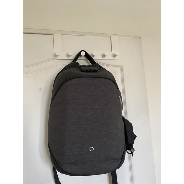 KORIN CLICK PACK 防盜後背包，黑色、二手，八成新$300(僅附背包雨衣&防RFID收納袋) | 蝦皮購物