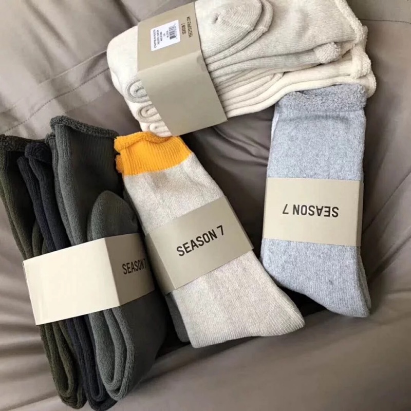 「英國公司貨」Yeezy calabasas season 7 socks 襪子/三入/正品/毛巾底/男女皆可 | 蝦皮購物