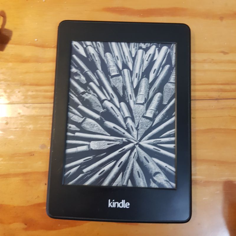 Kindle Paperwhite 2 無廣告 電子書閱讀器 6吋 二手 | 蝦皮購物