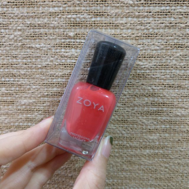 【宅出清】ZOYA 指甲油 #KYLIE | 蝦皮購物