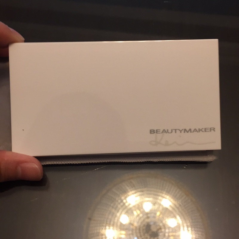 Beauty maker 傳明酸美白粉餅 -自然色 | 蝦皮購物