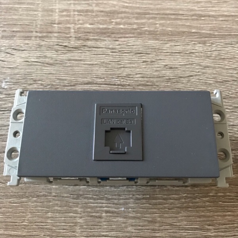 含稅 Panasonic 國際牌 GLATIMA WTGF3160H CAT5E WTGF3170H CAT6E 網路插 | 蝦皮購物